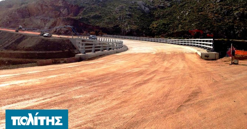 Συνδέθηκε με τον δρόμο η πολύπαθη γέφυρα του Παντουκειούς [ΦΩΤΟ ...