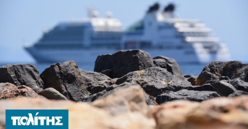 Στα βράχια το καράβι της κρουαζιέρας στη Χίο | politischios.gr