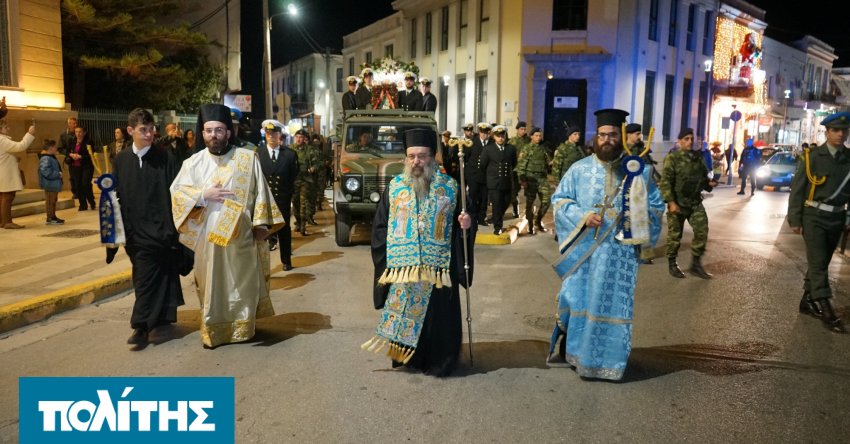 Με λαμπρότητα η Ιερά Λιτανεία των εικόνων για τα 110α Ελευθέρια της ...