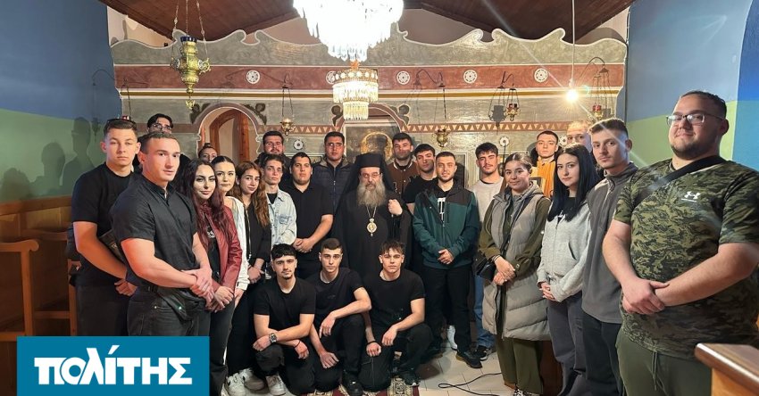 Ακολουθία των Δ' Χαιρετισμών στο στρατόπεδο της Γ ΜΑΚ από τον ...