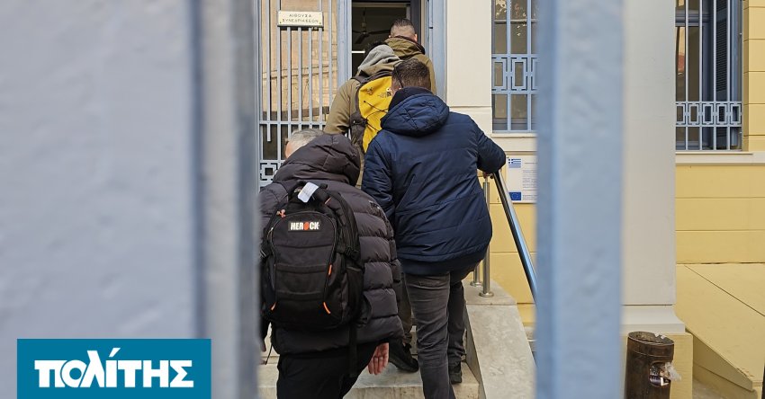 Ξεκίνησε η δίκη των 30 για τα γεγονότα του Ερύθα | politischios.gr